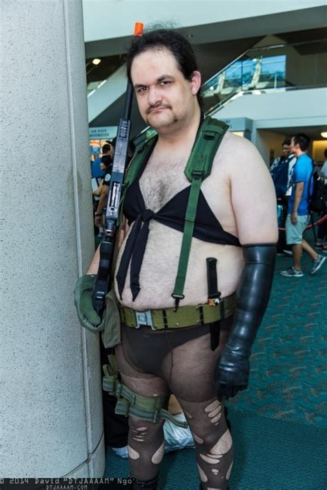 Metal Gear Solid V Cosplay Gender Swap Quiet Meme Guy