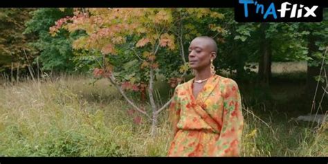 Tnia Miller Butt Scene In The Diplomat