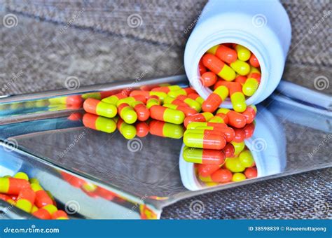 Capsules On Pill Counting Tray Stock Image Image Of Narcotic Capsule