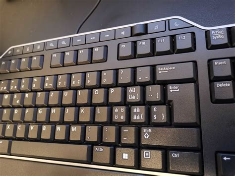 How To Use Multimedia Hot Keys From Hardware Keyboard On QMMP Audio Player