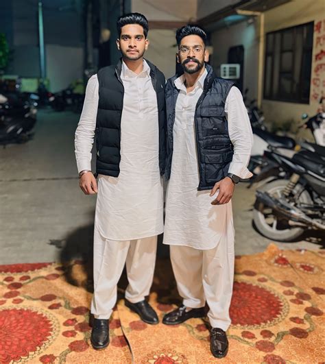 𝙎𝙖𝙩𝙮𝙖𝙢 s𝙞𝙣𝙜𝙝𝙖𝙡🔥 satyam 15 instagram photos and videos