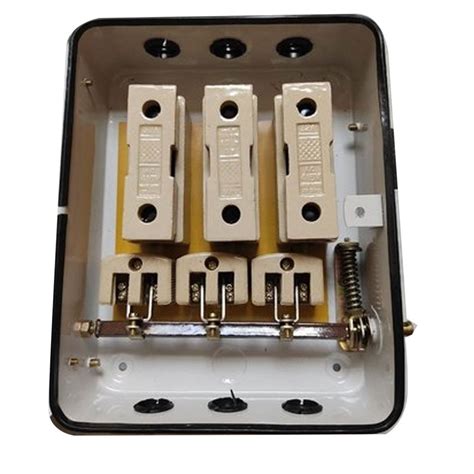 3 Pole 32 Amp Three Phase Main Switch At ₹ 720 Piece In Khurja Id 25576204988
