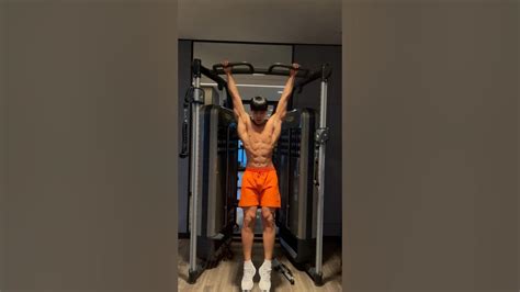 흔한 먹방 유튜버 복근운동 복근 상해기 먹방 행잉레그레이즈 Youtube