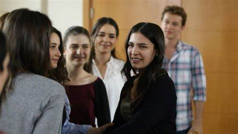 Kırgın Çiçekler Sezon Finalinde Neler Yaşandı Kırgın Çiçekler 50