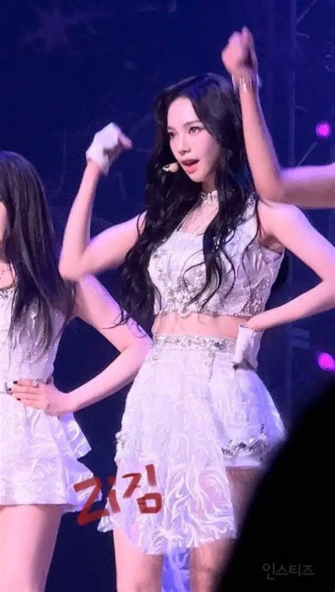 팬들 폰카에 찍힌 카리나 실물 수준 팬플러스 커뮤니티
