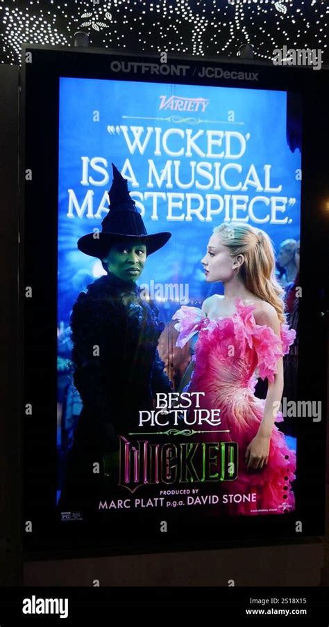 Los Angeles California Usa 1st January 2025 Ariana Grande And Cynthia