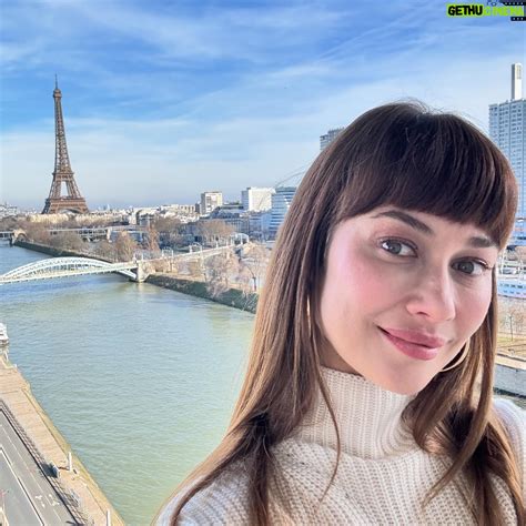 Olga Kurylenko Wiki Biography Age Gallery Spouse And More