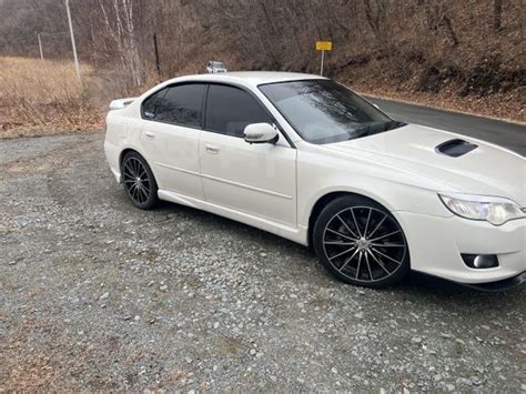 Субару Легаси Б4 2003 г в Находке МАШИНА 260Л С не правильно установил на сайте руль правый