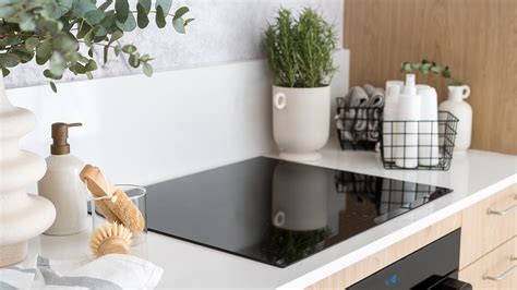 How To Use An Induction Cooktop — Tips For New Users Toms Guide