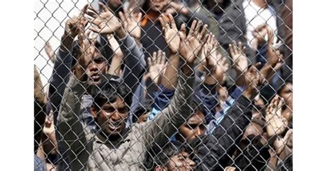 Германски съд забрани връщане на бежанци в България