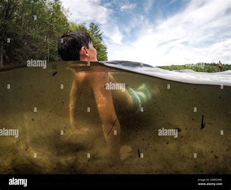 Split Water Hi Res Stock Photography And Images Alamy