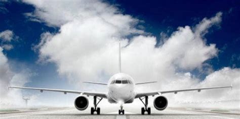 Naughty Naughty Drunk Woman Detained For Noisy Sex Mid Flight Yourtango