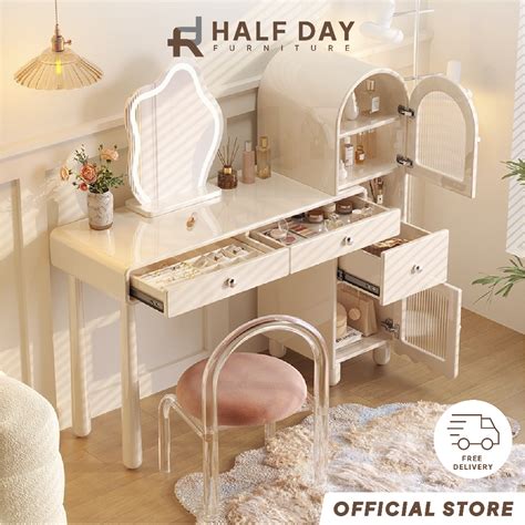 Halfday Modern Integrated Net Celebrity Style Retractable Dresser