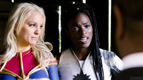 Ana Foxxx Cosplaying With A Sexy Blonde Lesbian 15 Photos