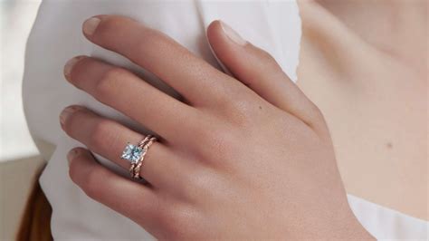 Ruby Engagement Rings A Perfect Choice For A Unique Proposal Fast Duniya