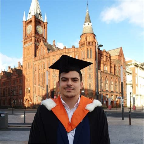 Dr Gustavo M Castelluccio