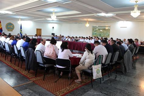 Дархан Уул аймгийн удирдах ажилтны зөвлөгөөн болов