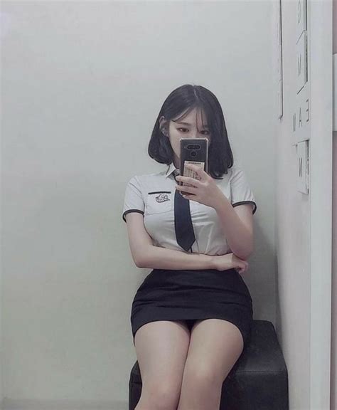 여자 교복에 있는 ㆍ ㆍ님의 핀 여자 교복 교복 패션 패션