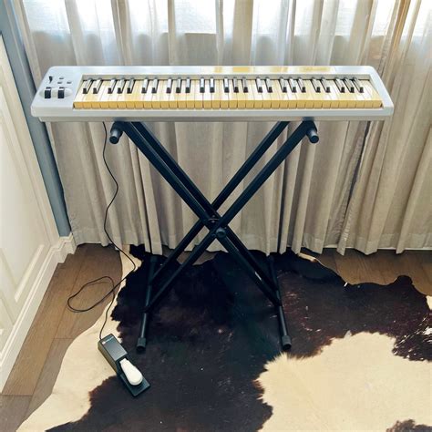 Authentic M Audio M Audio Keystation Es Note USB Keyboard Foot Pedal On Stage On Stage ERGO