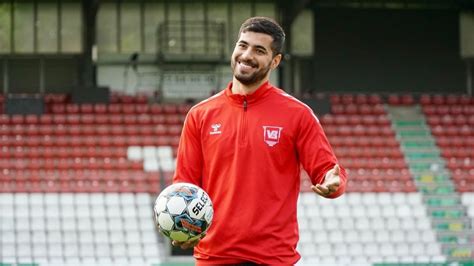 عزت اللهی به پرسپولیس نزدیک تر شد؟ طرفداری