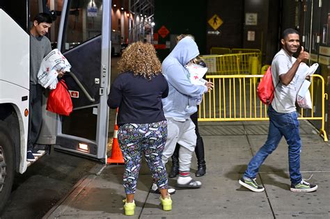 Abbott Says Hell Keep Sending Migrant Buses After Eric Adams Emergency