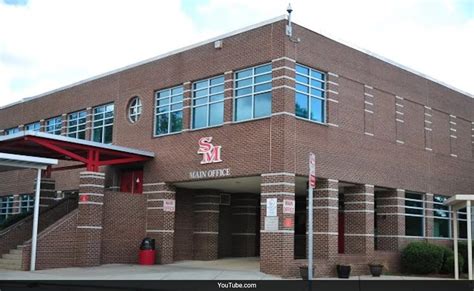 Us Mother Uses Tracking App To Catch Son Having Sex With Teacher Report