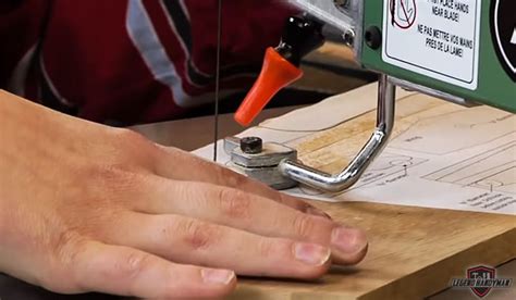What To Use A Scroll Saw For How To Safely Use It