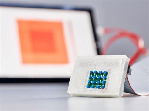 Device That Detects Skin Cancer Wins James Dyson Award 2017