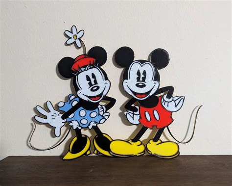 Minnie And Mickey Mouse Kissing Drawings Minnie And Mickey Mouse Kissing Drawings