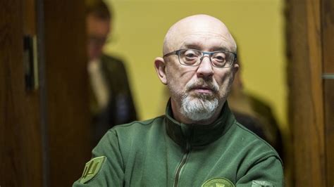 Резников Украйна още не е използвала основните си военни резерви в контраофанзивата Новини бг