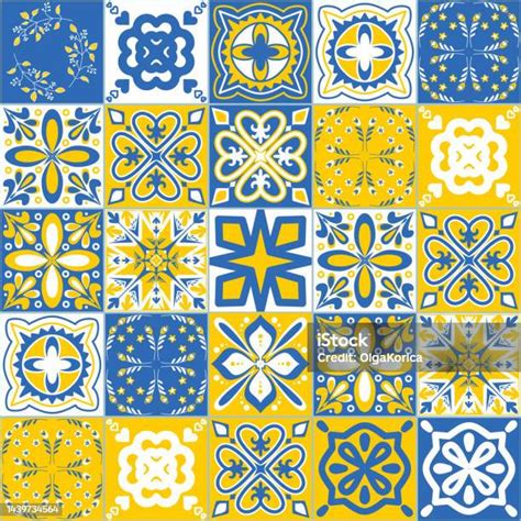 블루 옐로우 원활한 패턴 장식 사각형 세라믹 타일 벡터 일러스트 레이 션 고풍스런에 대한 스톡 벡터 아트 및 기타 이미지 고풍스런 곤색 기하 도형 Istock