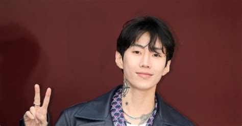 박재범의 온리팬스 계정 개설 논란 “신곡 홍보인가 과도한 마케팅인가”