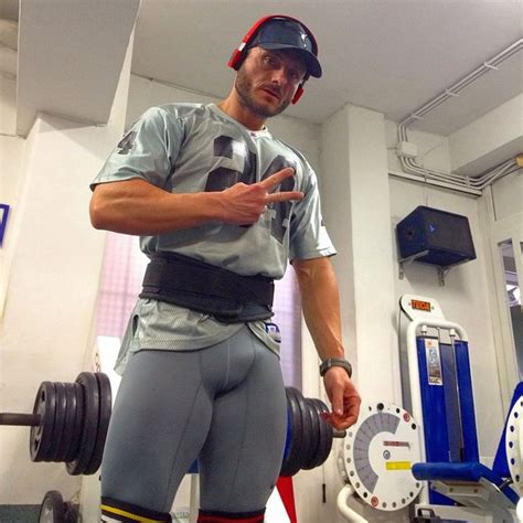 Guys Wearing Compression Shorts At Gym At Jason Vincent Blog