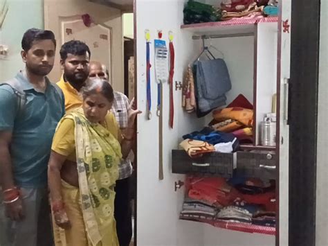 50 Lakh Rupees Stolen By Breaking The Lock Of A Closed House बंद घर का ताला तोड़ 50 लाख की