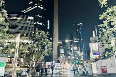 Hello Kitty Haruka The Cutest Train Between Osaka And Kyoto