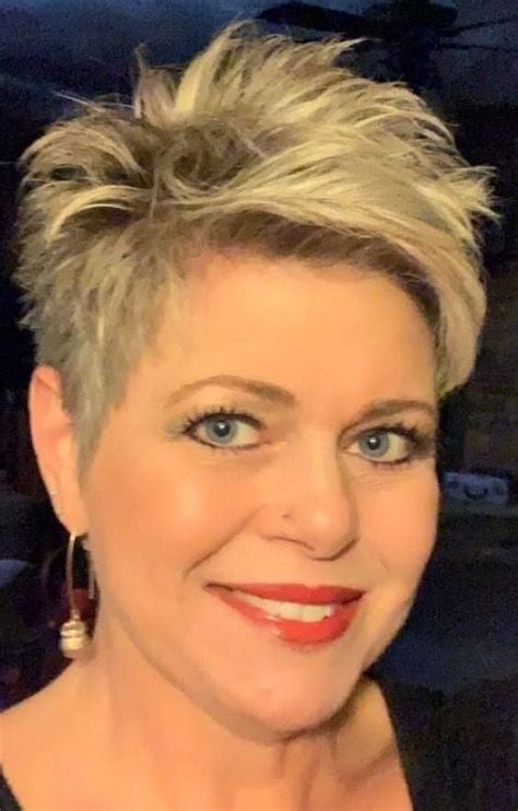 Youthful Hairstyles And Haircuts For Women Over 40 Short Haircuts For Women