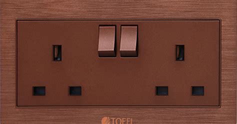فيش ثلاثي مزدوج مع مفتاح مستطيل لون كوفي راقي توفل