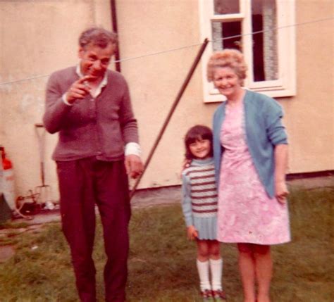 M T Th P K T M Em Trai Ch G I Ph T Hi N Em S Ng C Ch M Nh Ch Km