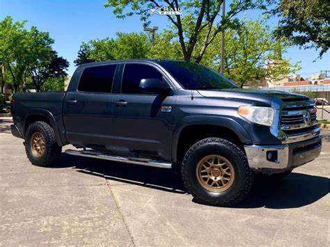 2016 Toyota Tundra Wheel Offset Aggressive 1 Outside Fender