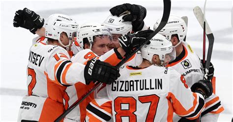 ХК Амур выиграл 4 матч подряд в КХЛ идет на 8 месте на Востоке