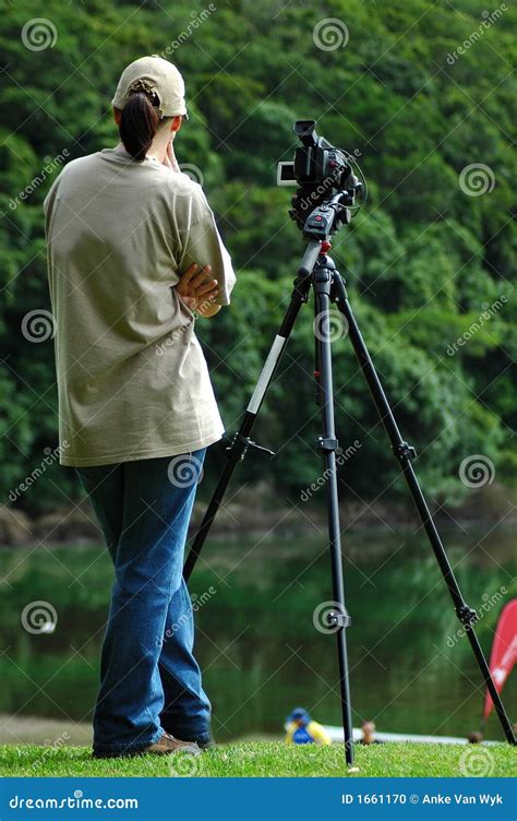 Camerawomen стоковые фото – бесплатные и стоковые фото RF от Dreamstime