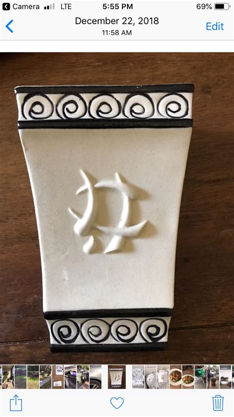 anyone able to identify this symbol r symbology