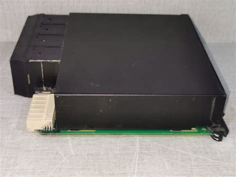 USED GE Multilin UR DH Universal Relay Digital I O Module Orbit Surplus