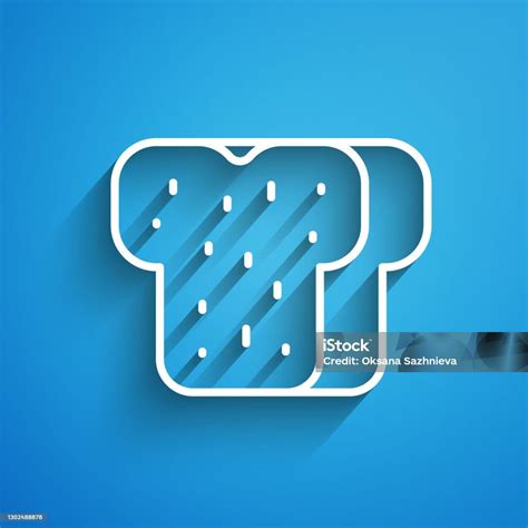 파란색 배경에 고립 된 구운 크루톤 아이콘의 샌드위치 조각을위한 화이트 라인 빵 토스트 점심 저녁 아침 식사 간식 긴 그림자 벡터 건강한 생활방식에 대한 스톡 벡터 아트 및