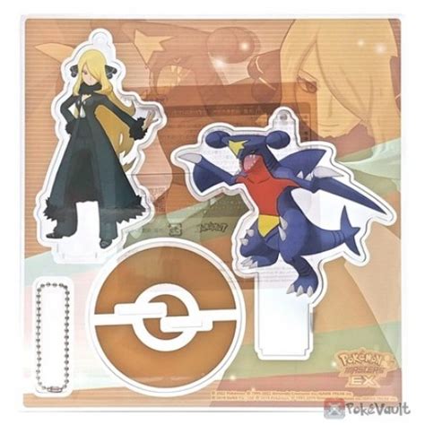 Pokemon Center Cynthia Garchomp Trainers Salon Keychain Stand