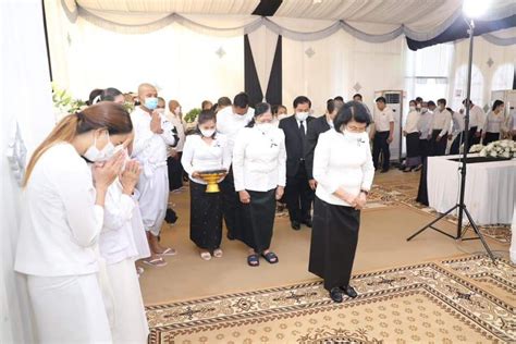 តំណាងសម្តេចកិត្តិព្រឹទ្ធបណ្ឌិត ប៊ុន រ៉ានី ហ៊ុនសែន បានអញ្ជើញដឹកនាំគណៈប្រតិភូកាកបាទក្រហមកម្ពុជា