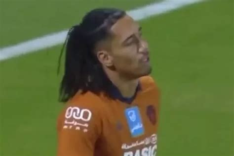 Chris Smalling Has Horror Jonathan Woodgate Debut With Own Goal Red