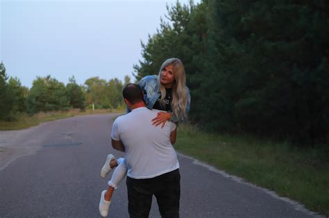 Un Jeune Couple Histoire Damour Photo Gratuite Sur Pixabay