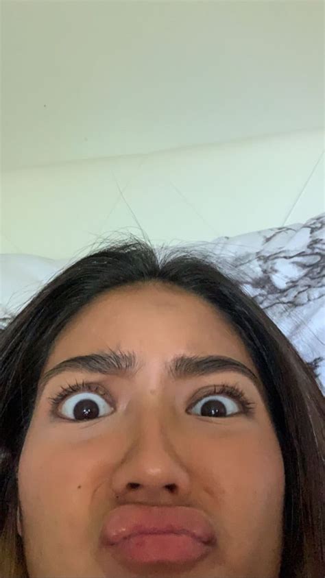 Kathryn Bernardo Selfie