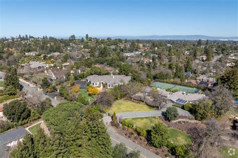 Los Altos Hills Ca City Guide About Living In Los Altos Hills